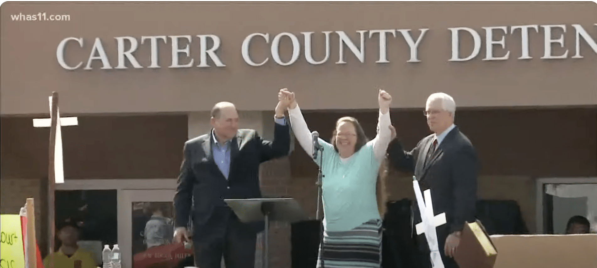 Judge Orders Kim Davis To Pay 260k For Refusing To Issue Marriage